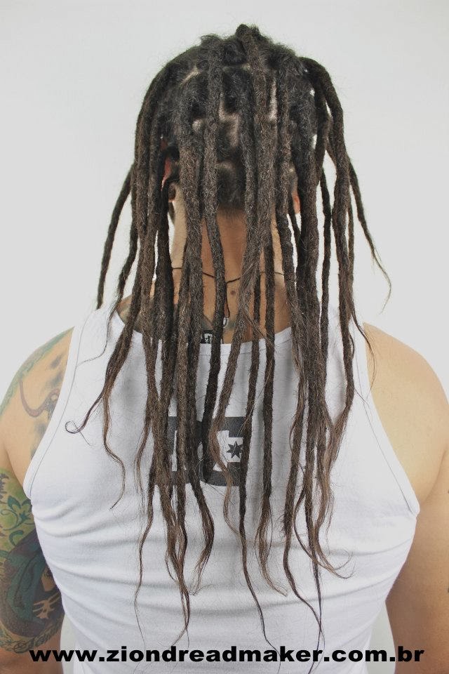 Quantos centímetros meu cabelo deve ter para fazer dreadlocks...