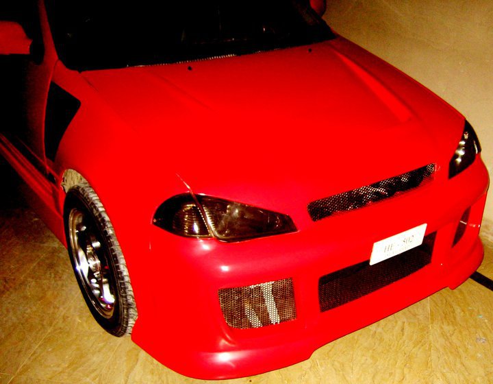 Riders Meeting: Modified Suzuki Cultus 2011 in Red and Black Color