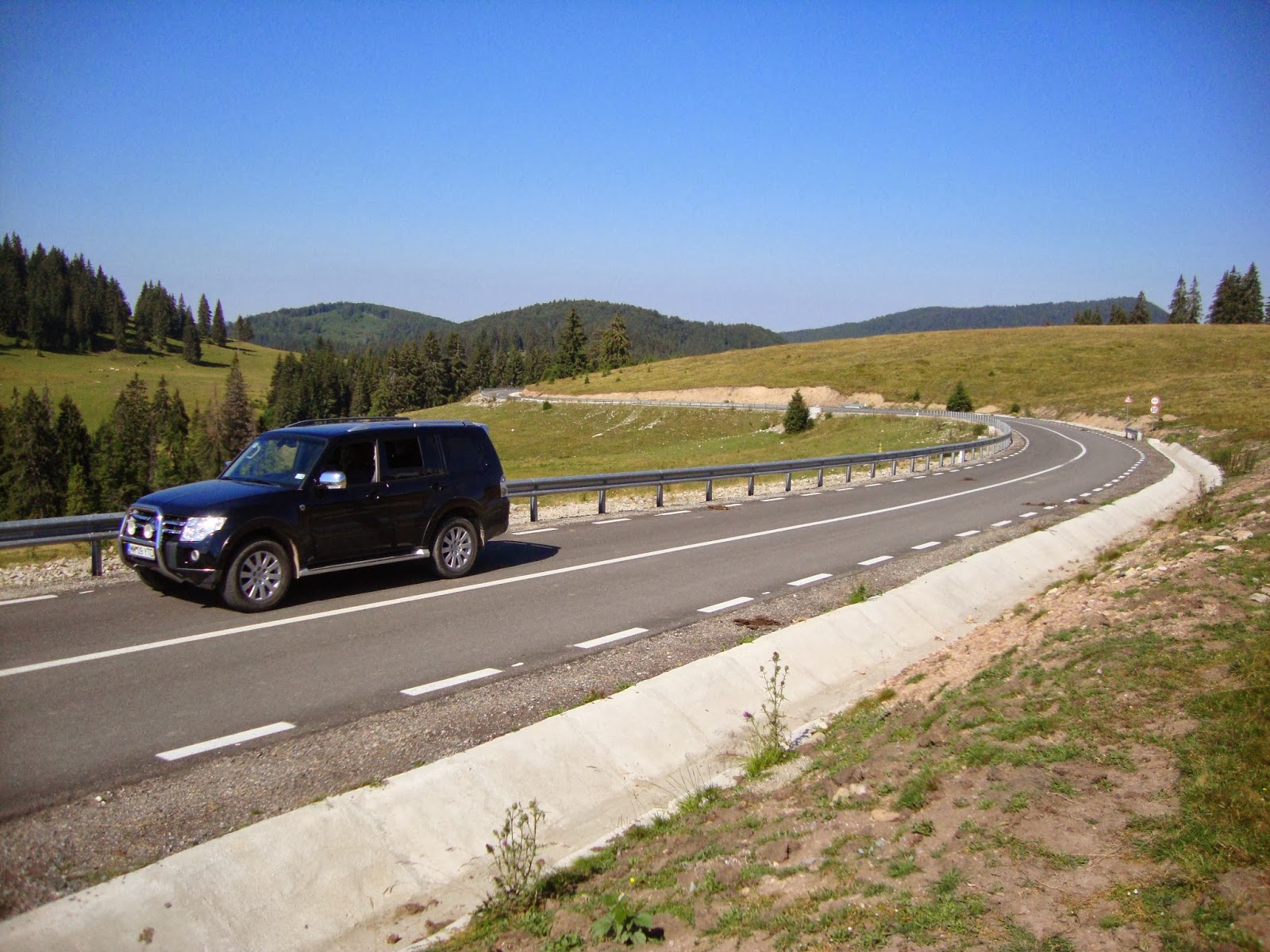 TUDOR PHOTO BLOG: Padis-Zona Turistica,Padis-Touristic Zone,Muntii ...