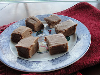 Taste Buds are the Best Buds: Try this fudge recipe this season!