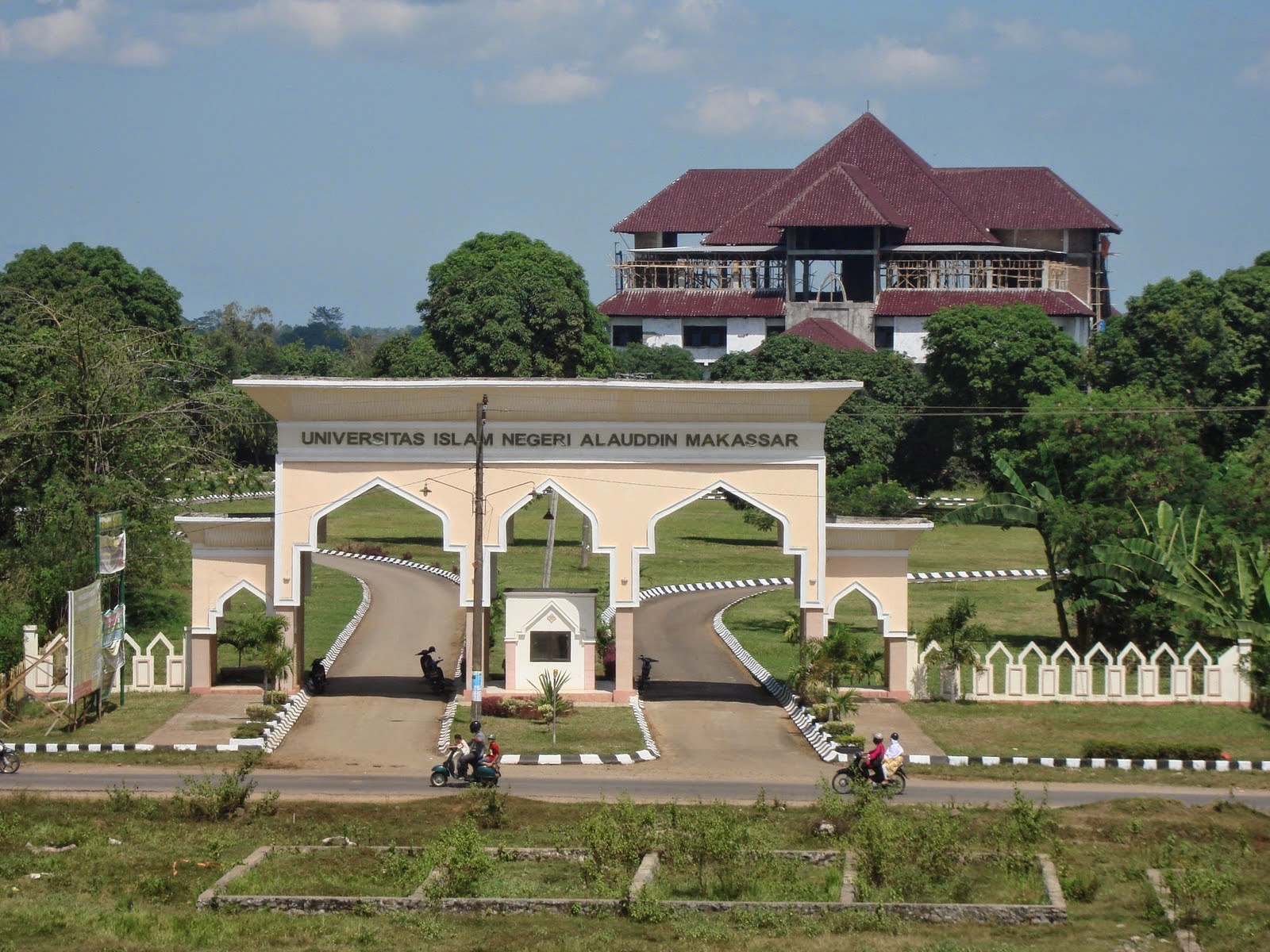 Belajar Fisika : SEJARAH KAMPUS UIN ALAUDDIN MAKASSAR.