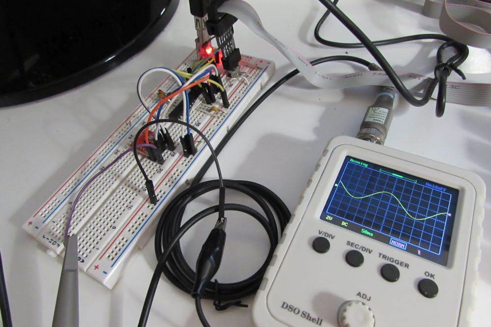 Davide Gironi blog: MCP4725 DAC AVR ATmega library