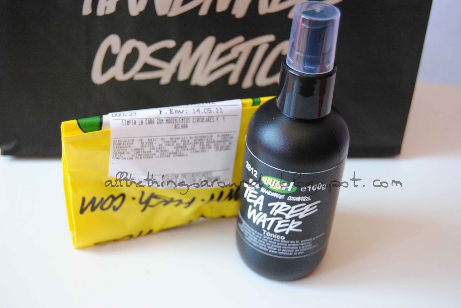 All the things around: Yo tambien he caido con LUSH