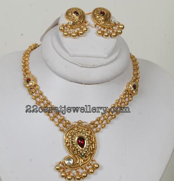 Mango Pendant Gold Necklace - Jewellery Designs