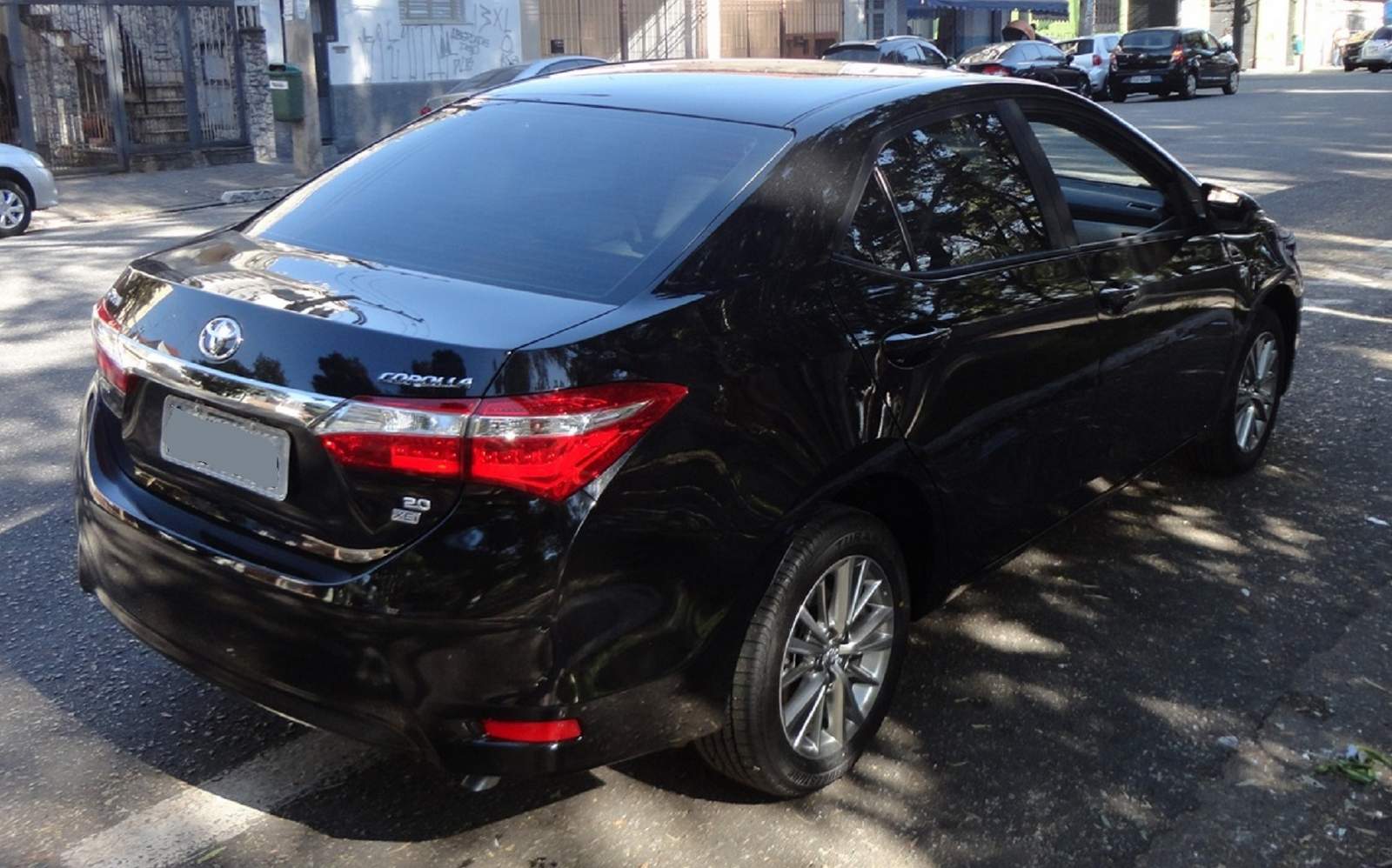 Novo Corolla XEi 2015 preto: sofisticado, eficaz e confiável | CAR.BLOG.BR