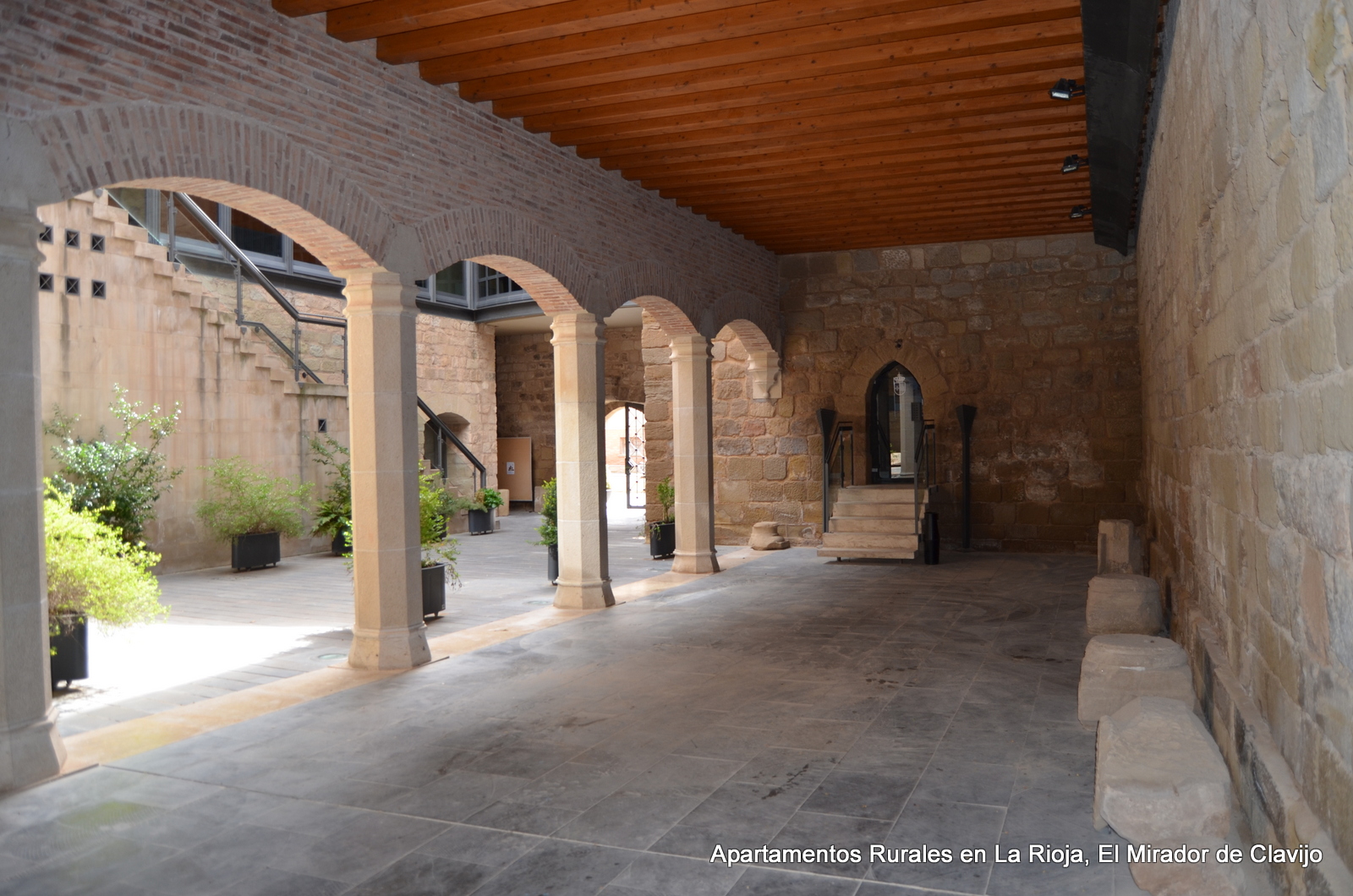 El Mirador de Clavijo turismo rural en La Rioja: Castillo Aguas Mansas ...