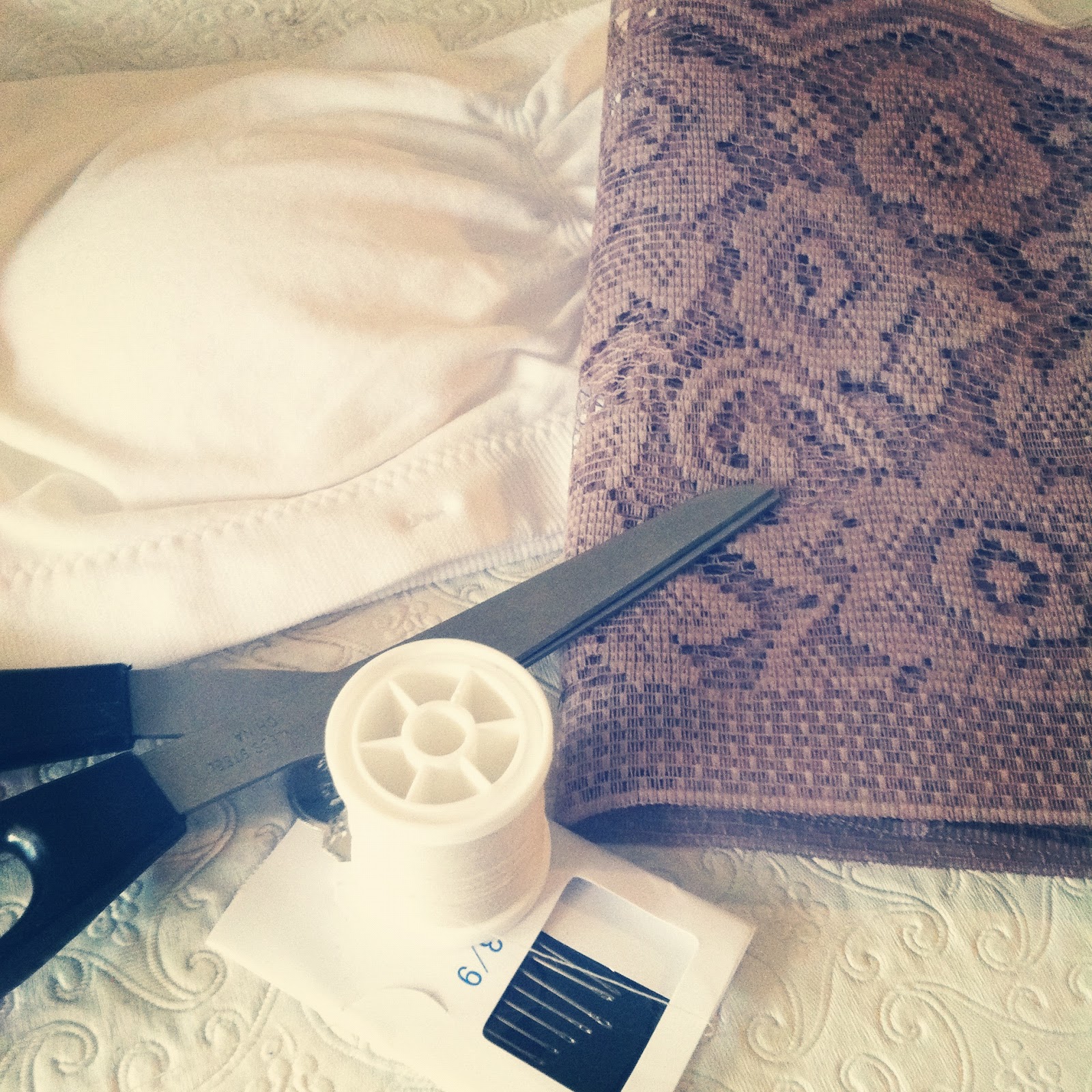 Stilettos and Studs: DIY: Lace Bandeau