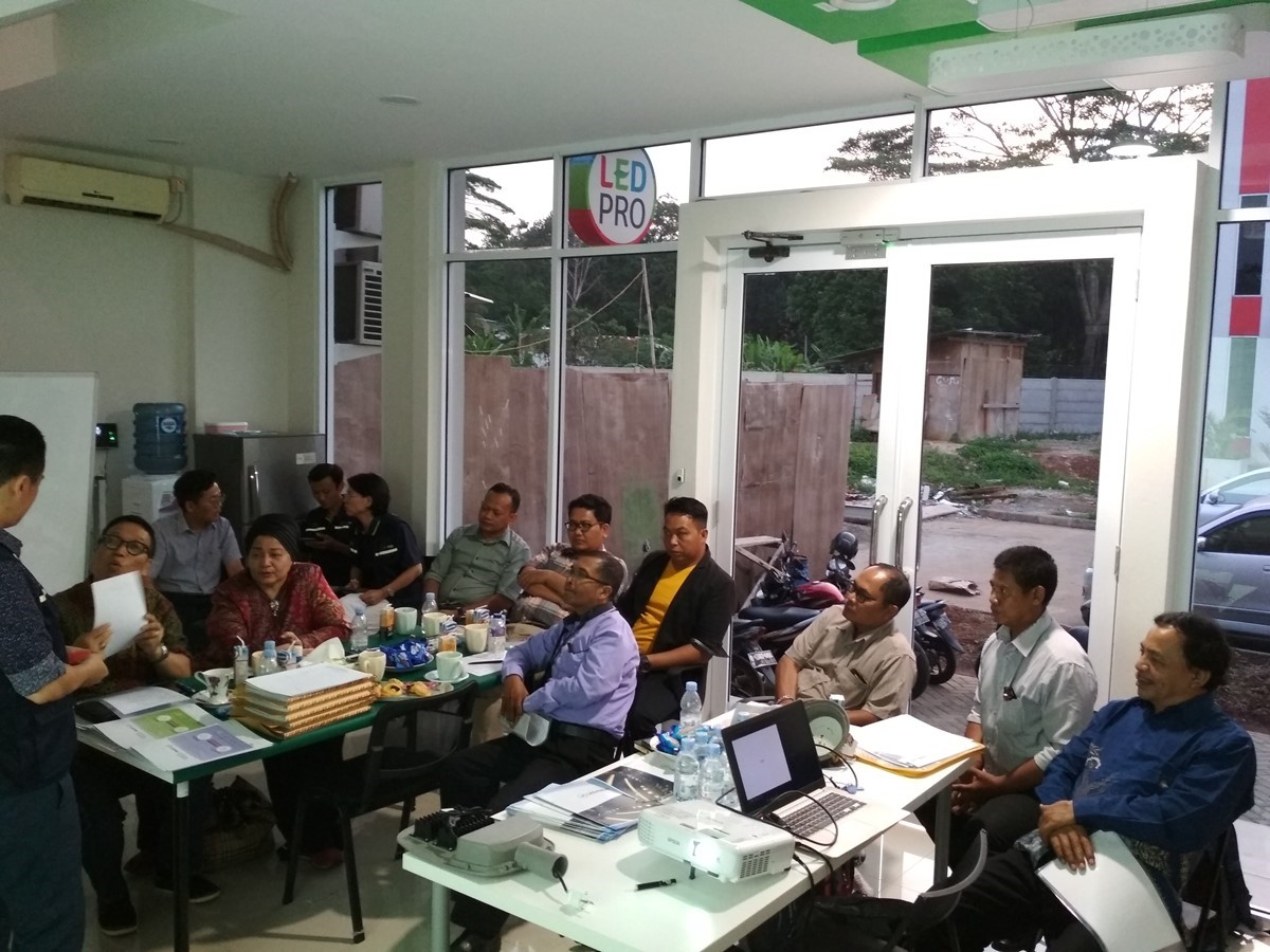 LIPUTANSATU.COM: Training Dan Jamuan Makan Malam untuk Dealer di Kantor ...