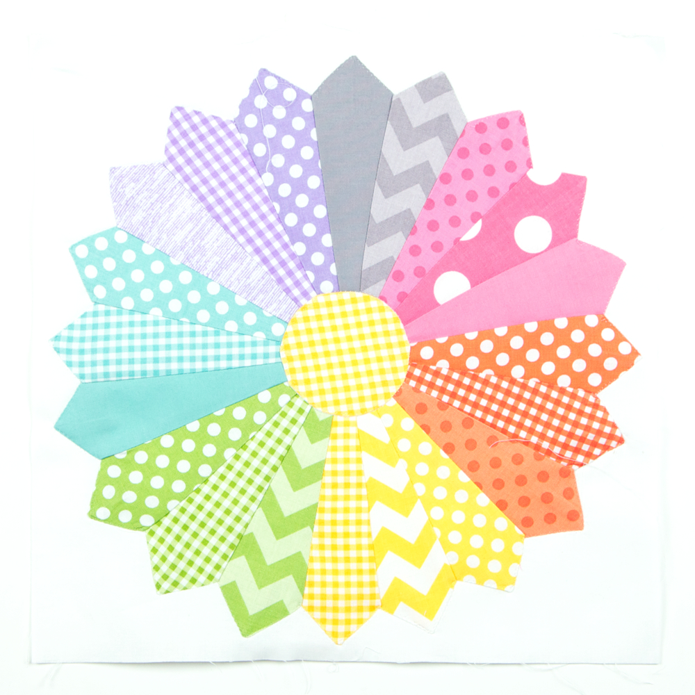 Quilt Inspiration: Free pattern day ! Dresden Plates