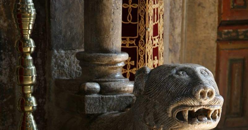 ΑΠΑΝΤΑ ΟΡΘΟΔΟΞΙΑΣ: Devil walks about like a roaring lion, seeking whom ...