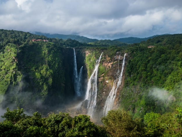 Travel and tourism : Valparai a mountain resort less known is worth it!