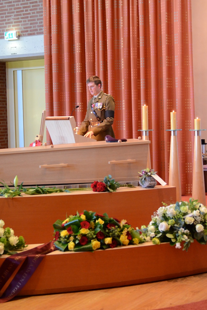 Frank van den Bergh: 47 Air Despatch squadron in english