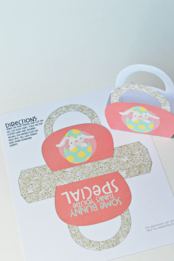 The Life of Jennifer Dawn: Free Printable Mini Easter Basket