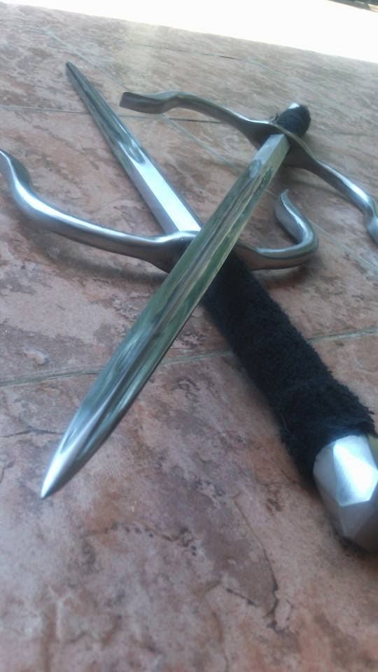 Senjata Tradisi: Aku Pembuat Tekpi