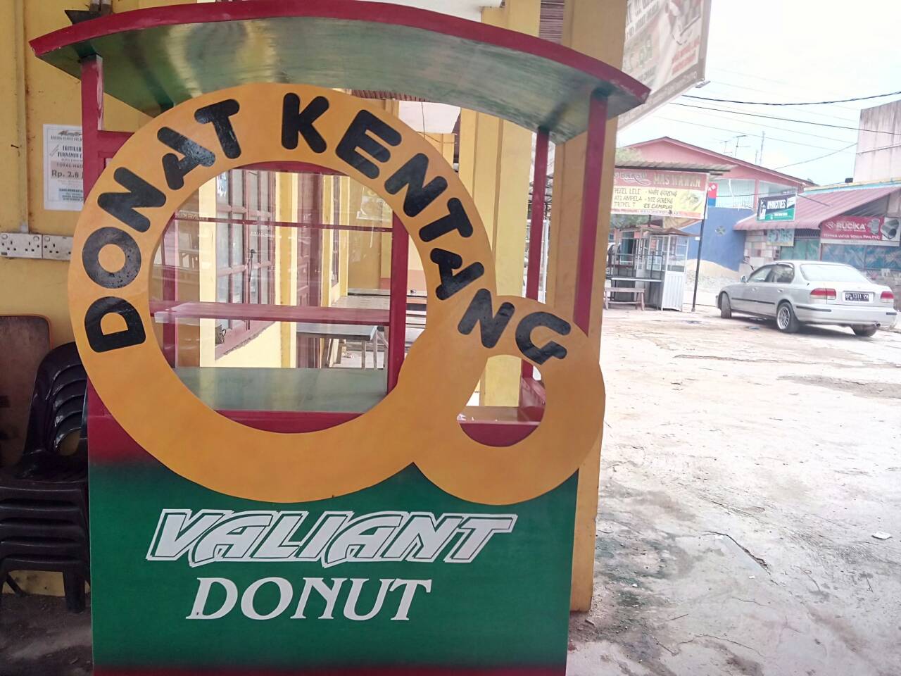 Gerobak donat kentang unik - Debby Anita