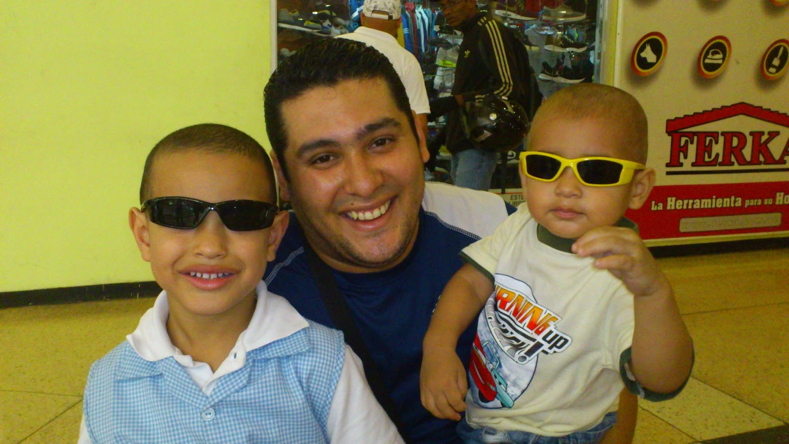 Los Amo Moisés Aarón e Ibrahim Josué