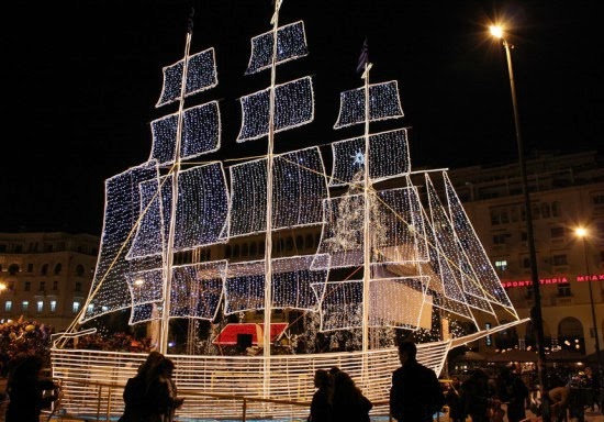 ΜΕΛΕΤΩ: 4 μέρες μέχρι τα Χριστούγεννα! Χριστουγεννιάτικο καραβάκι!