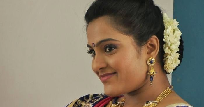 Tamil Actress Sujibala Stills at Baanu Movie Working Photos ...
