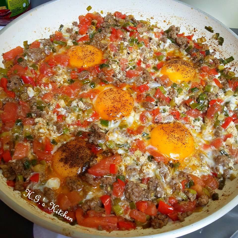 KIYMALI YUMURTA ~ H.G.'s Kitchen