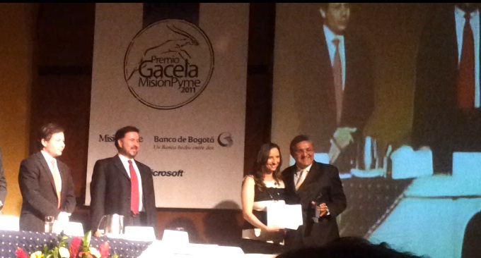 TECNO FUEGO: TECNO FUEGO RECIBE EL PREMIO GACELA MISIONPYME 2011