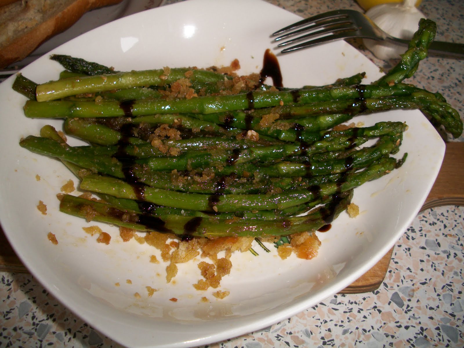 Kai nori valgyt: Smidrai (šparagai) paprastai