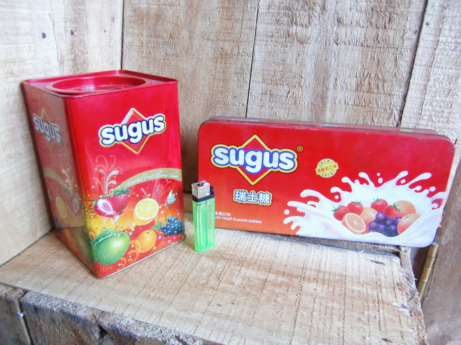 CILEGON ANTIK: Kaleng / Tin Box Vintage dari SUGUS (2. Model)