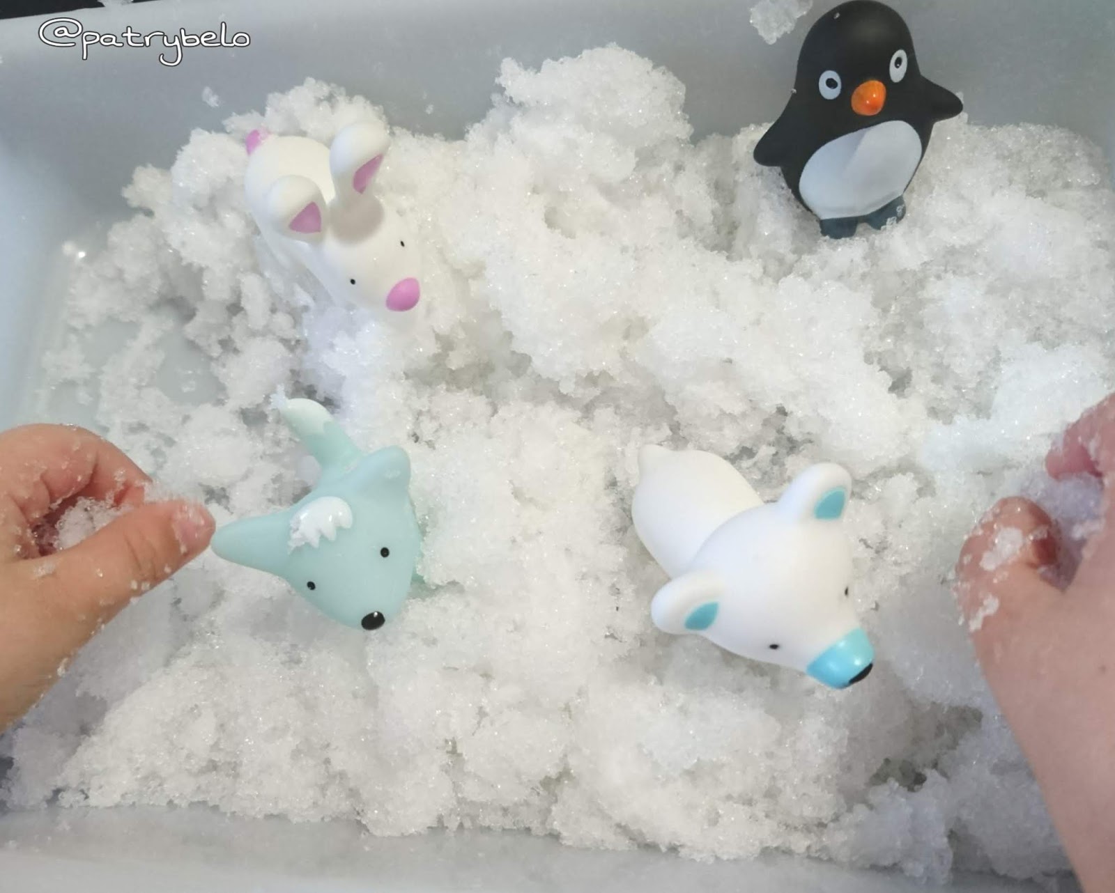 Testando de todo un poco: NIEVE ARTIFICIAL