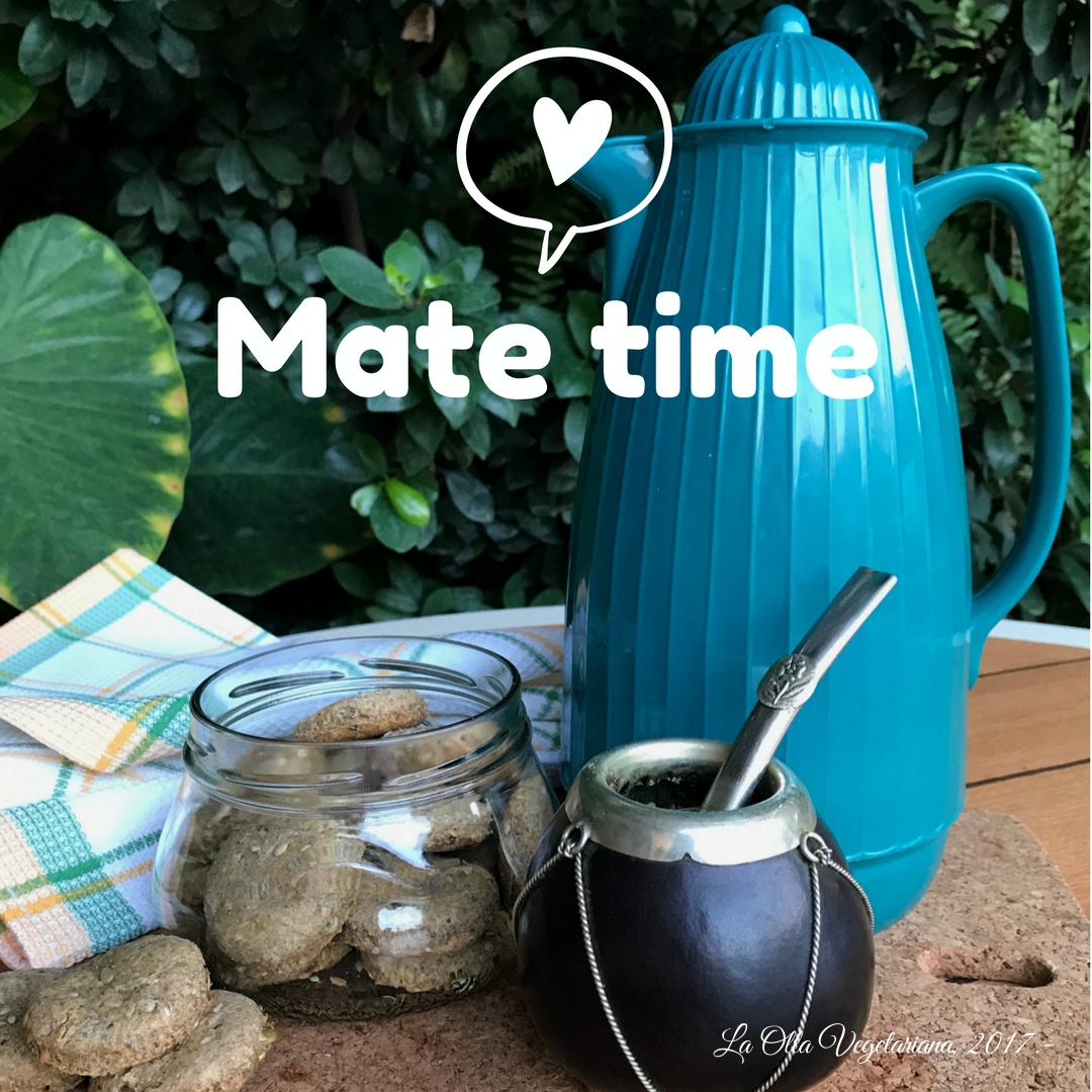La Olla Vegetariana: MATE TIME con bizcochitos y chipá.-