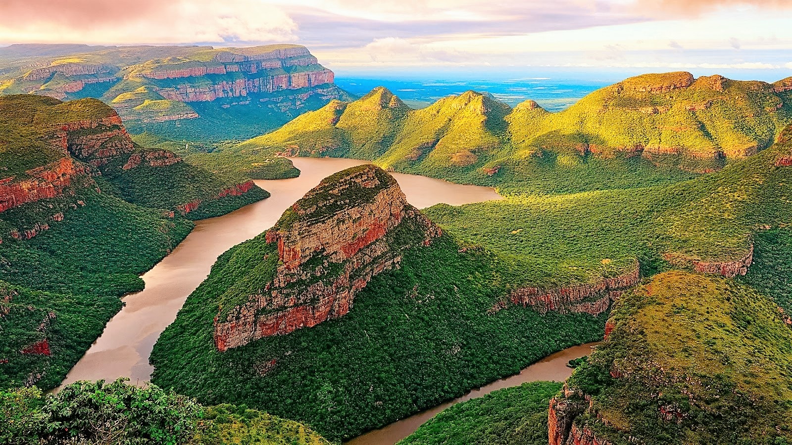 5-five-5: Blyde River Canyon (South Africa)