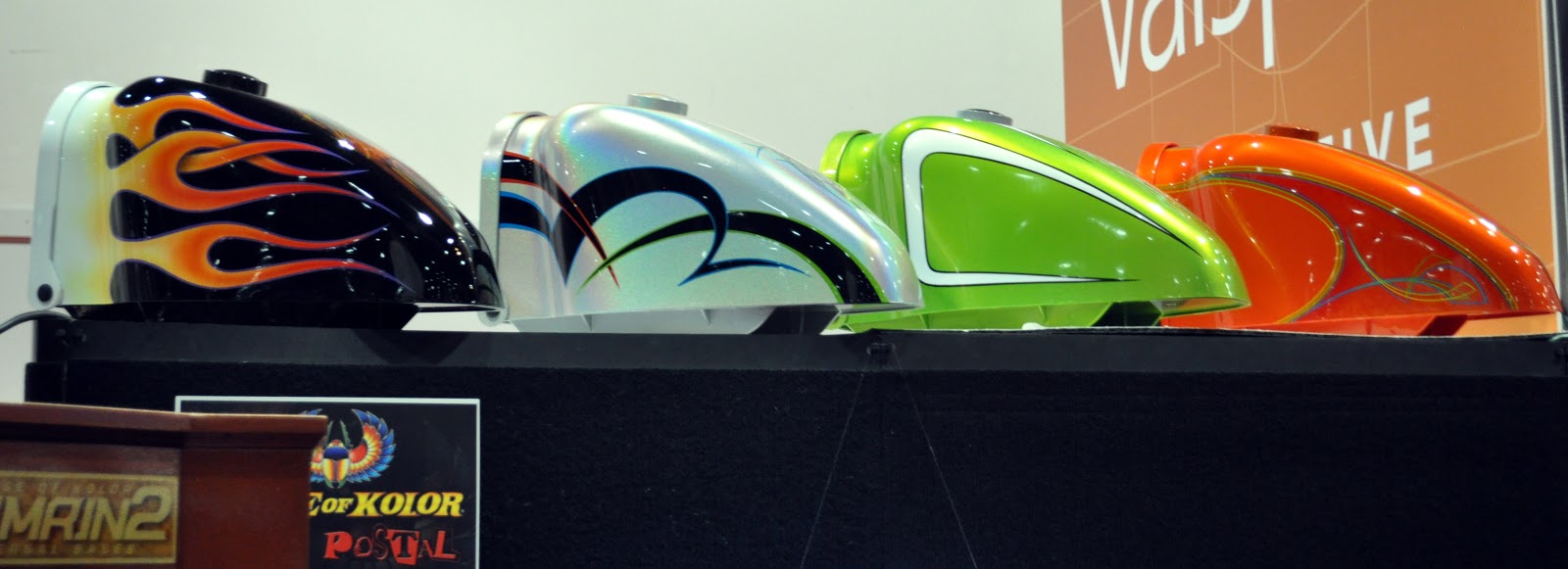 The House of Kolor showcased Jim Hetzler's ABS plastic motorcycle tank ...