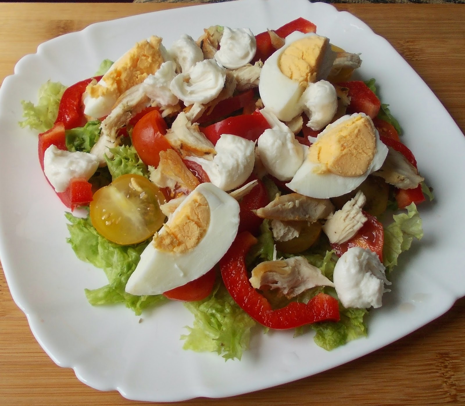 Coltul Cameliei: 3 salate perfecte pentru vara