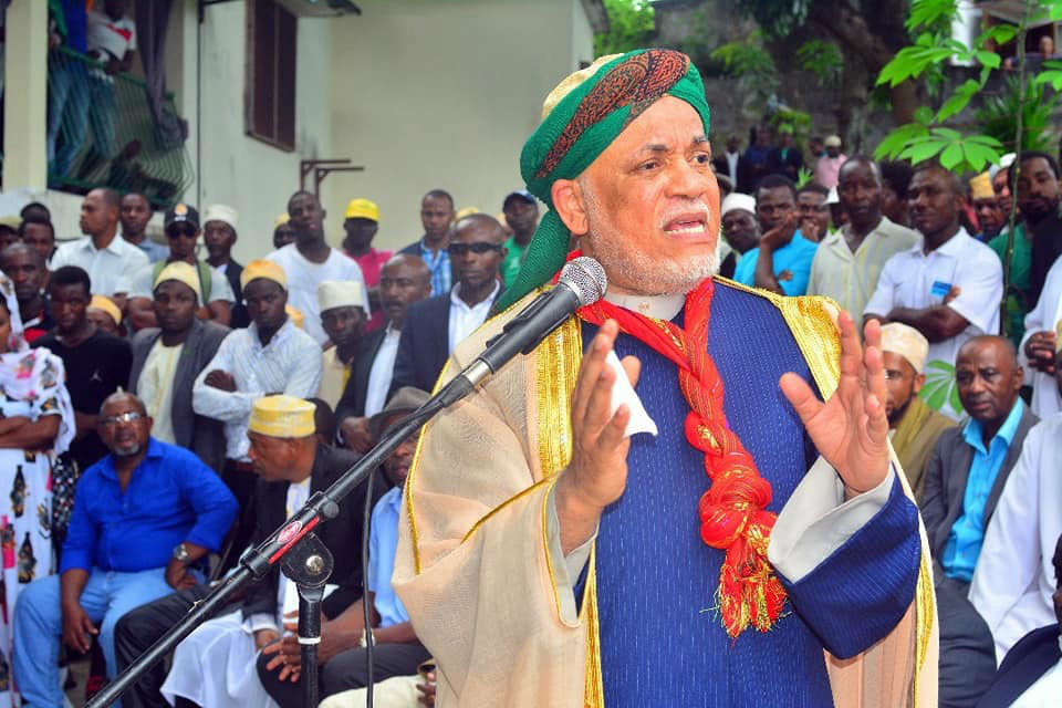 La vidéo qui décrédibilise le parti JUWA? | HabarizaComores.com | Toute ...