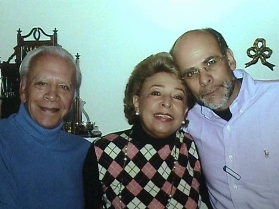 Mario H Perico Ramirez: Fotos de familia & In Memoriam