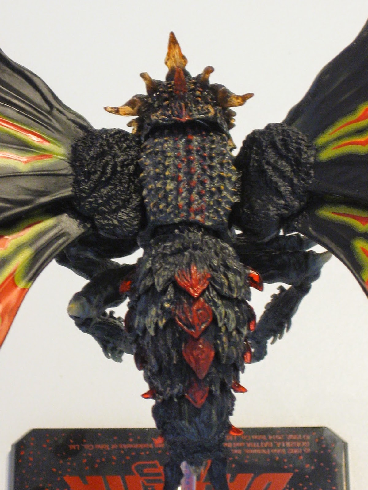 The Toyseum: S.H. MonsterArts BATTRA Figure Review