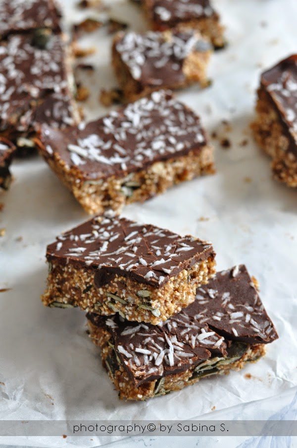Due bionde in cucina: Barrette con amaranto al cioccolato