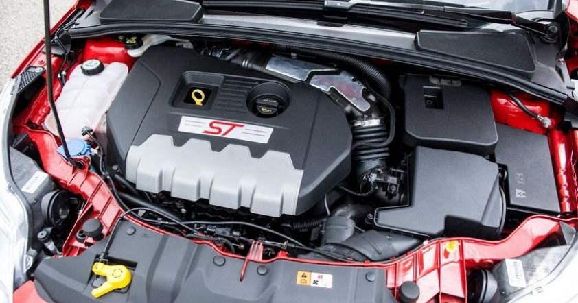 TESTE E VOLTA RÁPIDA DO GT SPORT: FORD FOCUS ST ECOOBOST 2 LITROS 16V