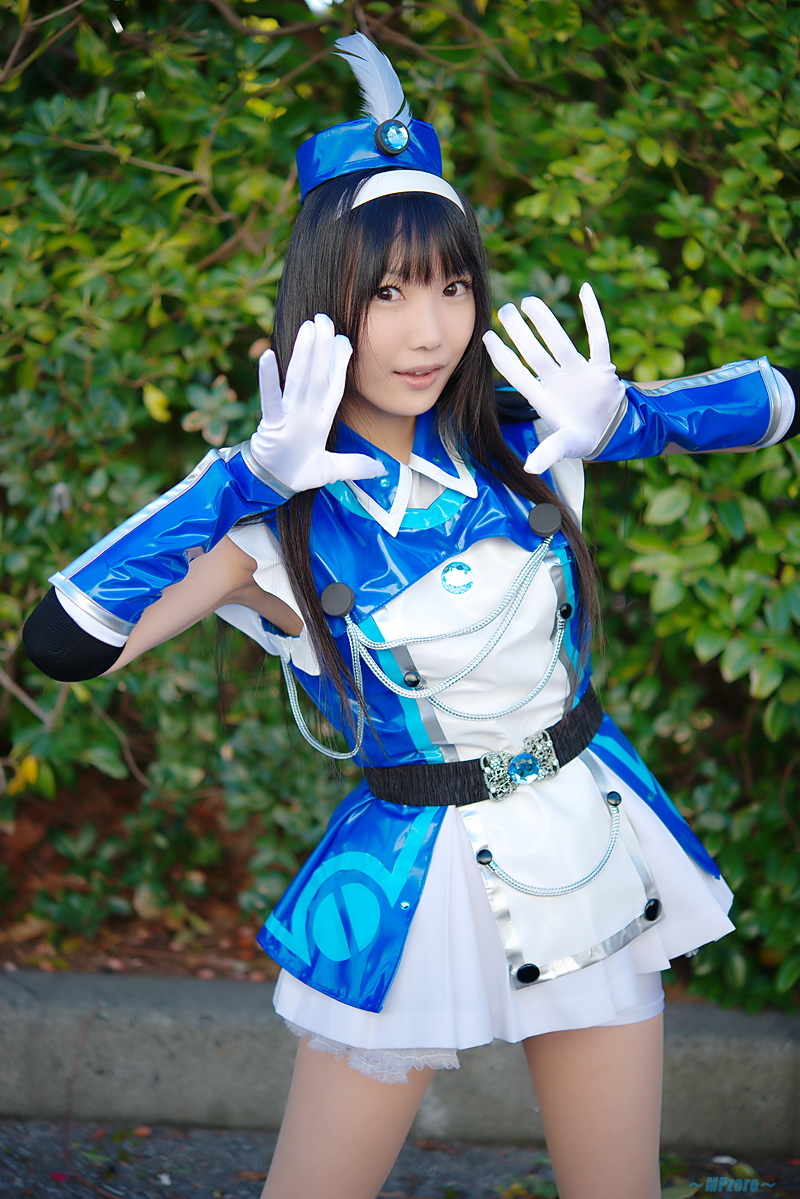 Imagem que cosplays de lenfried é um skimpy olhando, como Comiket e ...