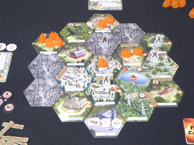 Everything Board Games Hotshots Review | Hotshots