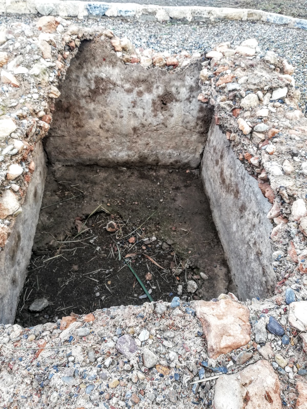 Patrimonio Almeriense Pueblo a Pueblo : Tumbas romanas de la Nacional 340