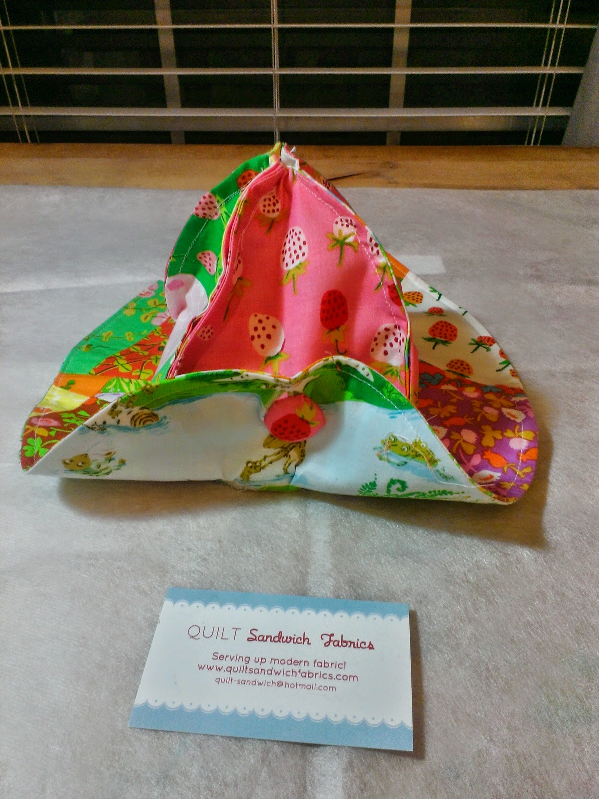 SIMPLESEW: SIMPLESEW STRAWBERRY FIELDS HAT