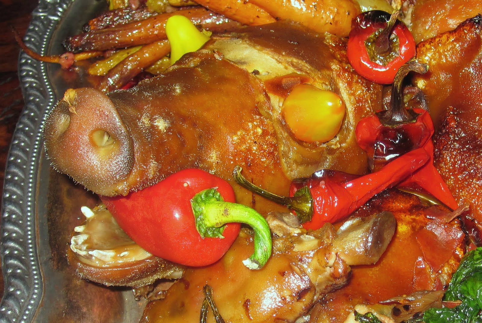 Cannundrums: Whole Pig Dinner - Ford's Filling Station