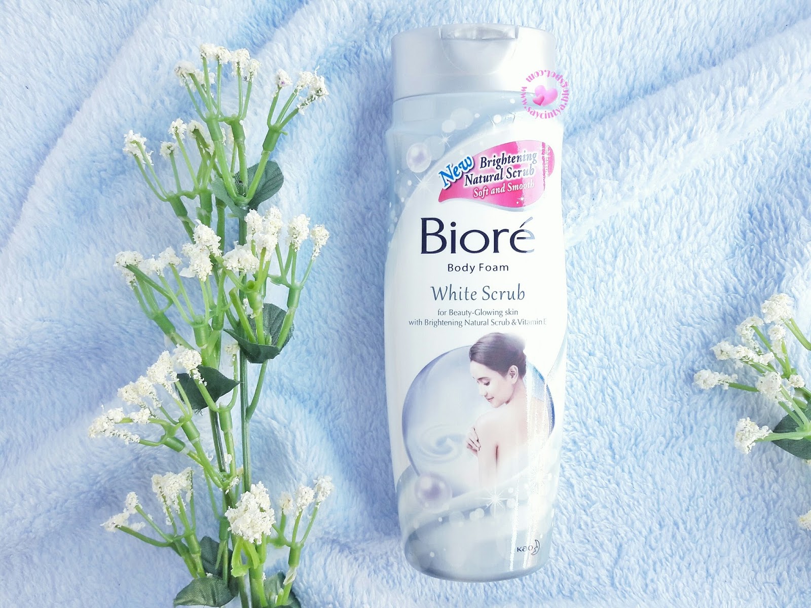 SAYCINTYA Blog: [ REVIEW ] BIORE WHITE SCRUB BODY FOAM