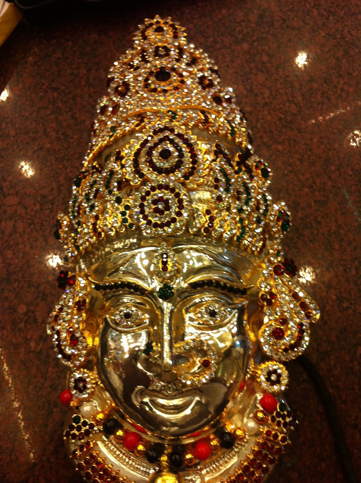 SHRINGAR COSTUMES: LAKSHMI MUKHAVADA / LAKSHMI MASK