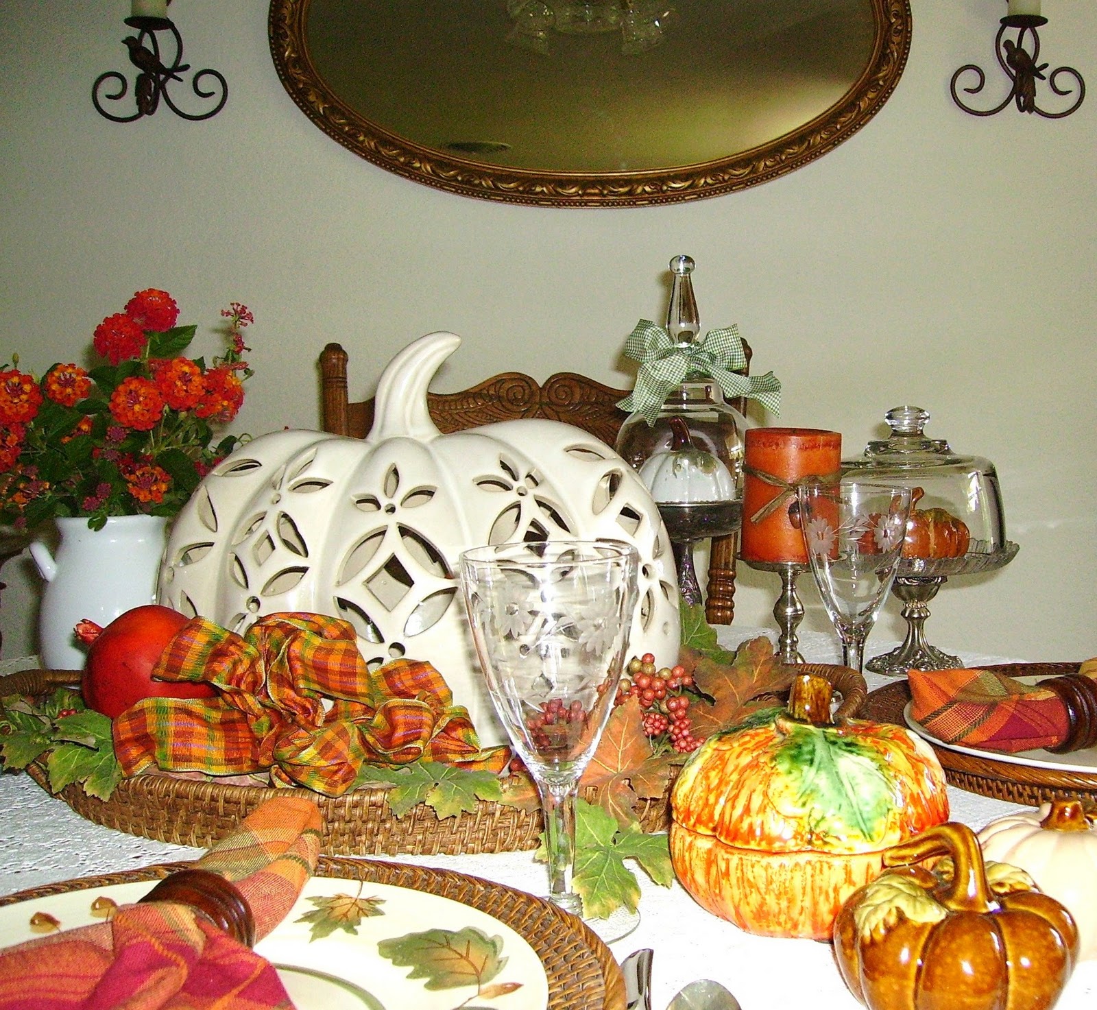 Sharing with Sherri: Having a Ball Decorating for Fall!!