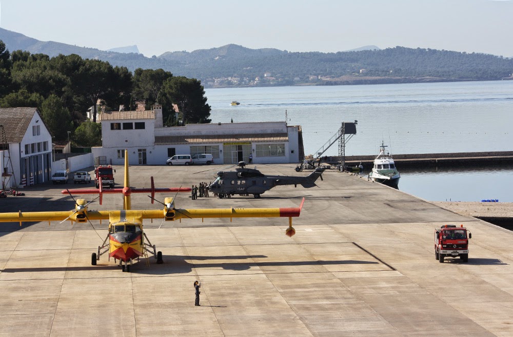 Ejercicio SURMAR 2014 de supervivencia y técnicas de rescate en el agua ...
