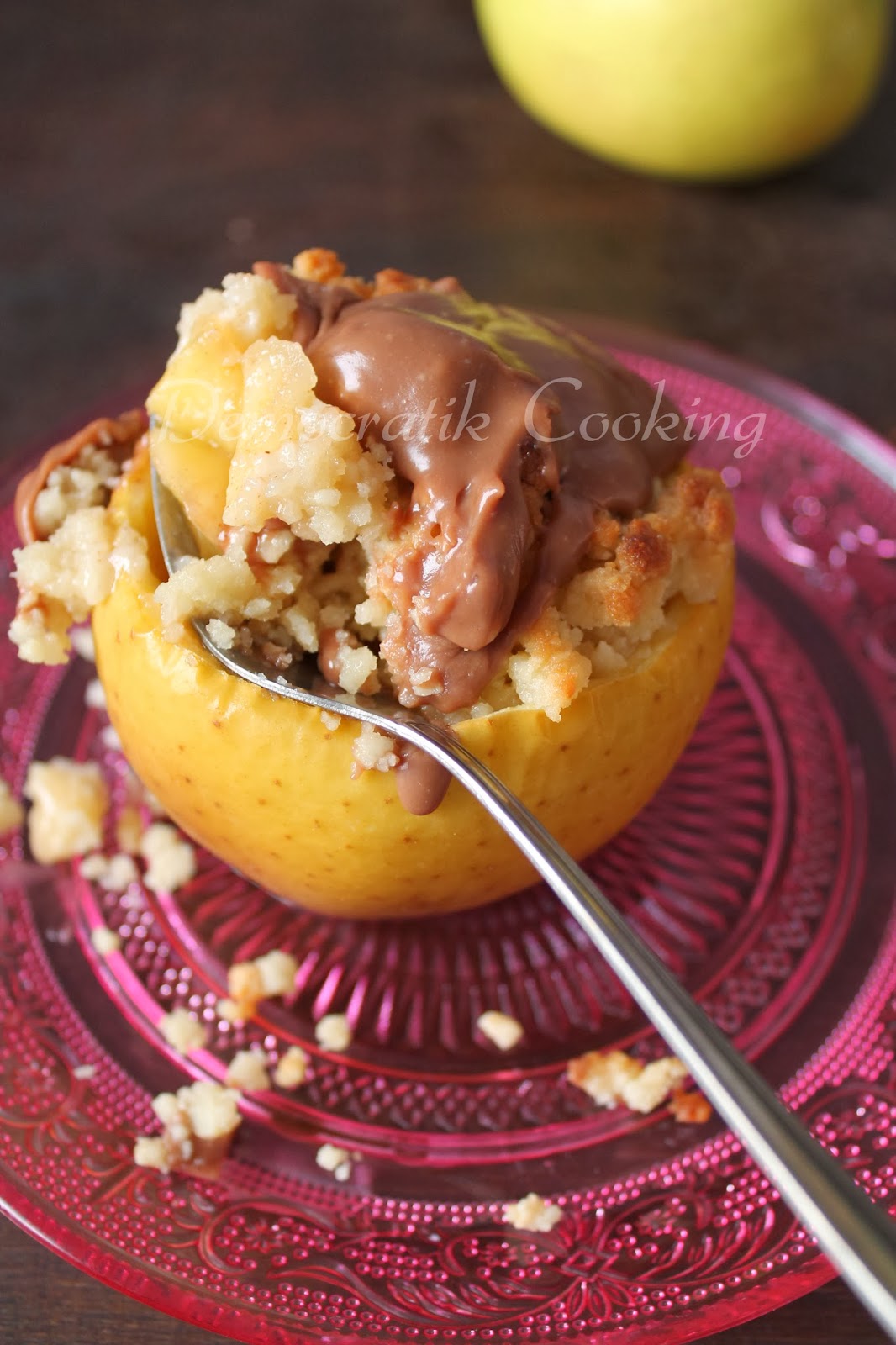 democratik cooking: crumble di mele con caramello mou al cioccolato