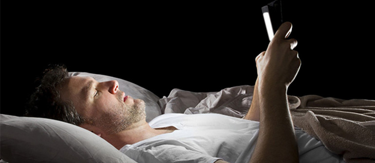 Why you should avoid too much exposure on your phones before sleeping ...