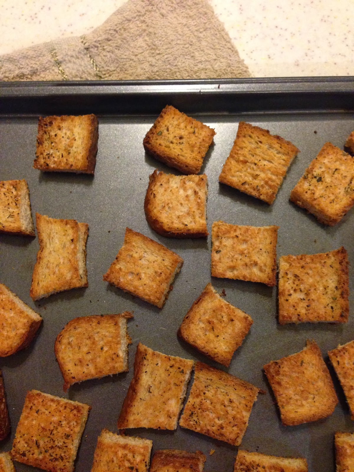 Ragdsh - مدونة رغدش: Garlic Bread Cubes