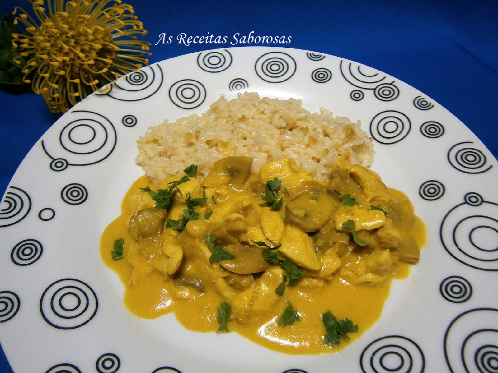 As Receitas Saborosas: Caril de frango e Arroz com limão