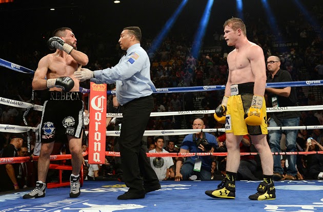 DOCE ONZAS: ESPN ENTREVISTA A TONY WEEKS , REFEREE DEL ANGULO VS CANELO